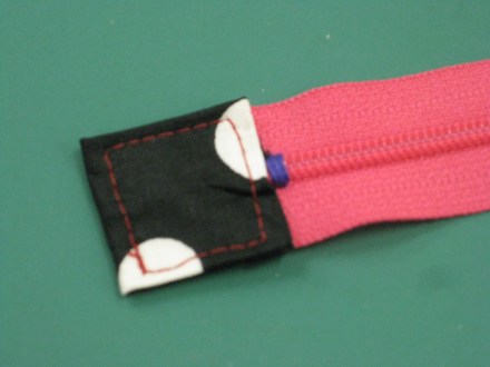 Inserting Zippers Part 2 – Lapped Zipper Inserted by Machine | Alison ...